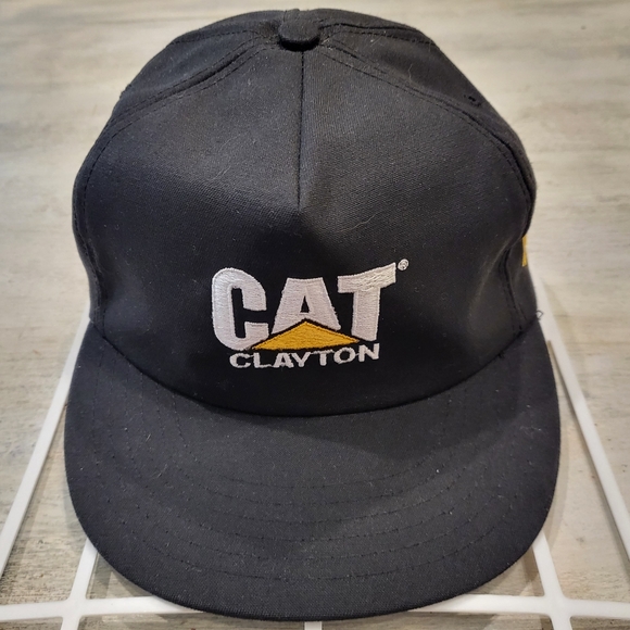 Caterpillar | Accessories | Vintage 996 Clayton North Carolina Cat Catapiller Snapback Hat One ...